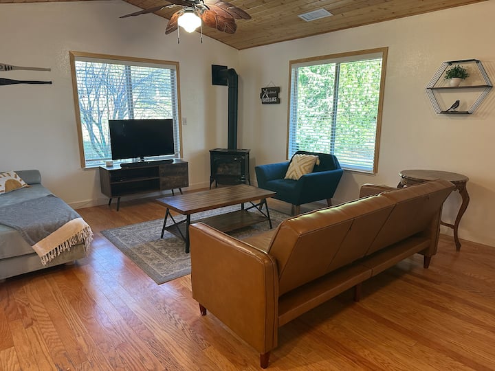 Seven Pines Cottage 3br 2ba (Bass Lake & Yosemite) - North Fork, CA