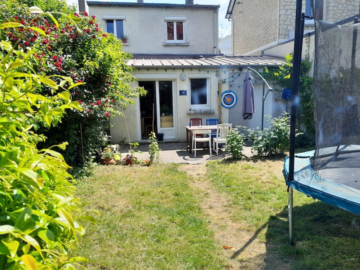 Maison De Ville Avec Jardin - ibis Caen Porte De Bretagne