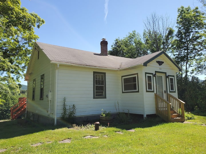 Pleasant Brook Cottage - Roxbury, NY