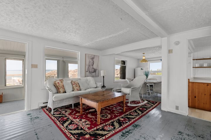 Beach Cottage - Nova Scotia