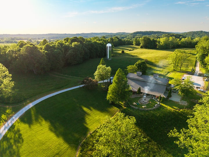 French Lick Farms: 7br W/hot Tub, Pond & Firepit - Indiana (State)