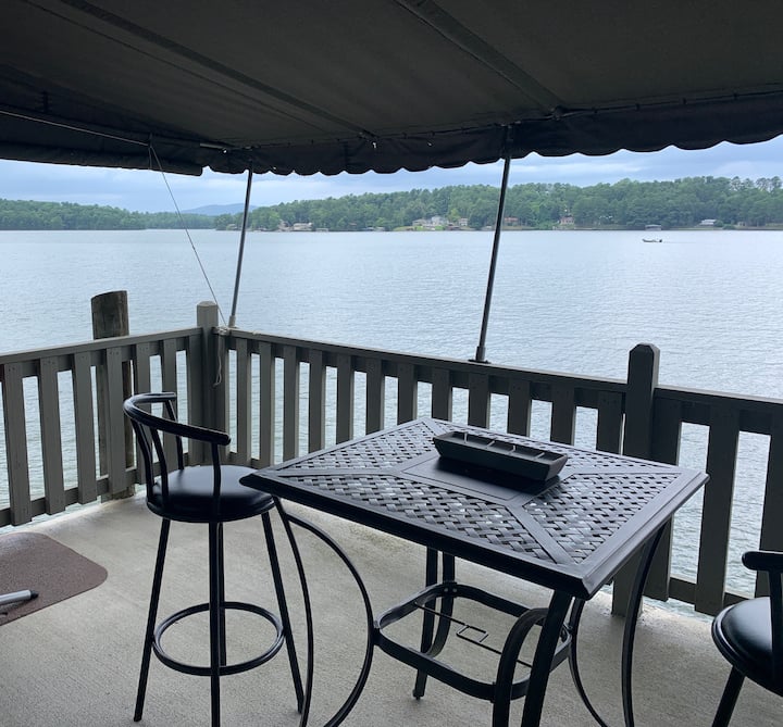 Beautiful Lakefront Views - Top Rated Unit - Safe Quite Neighborhood - Hot Springs