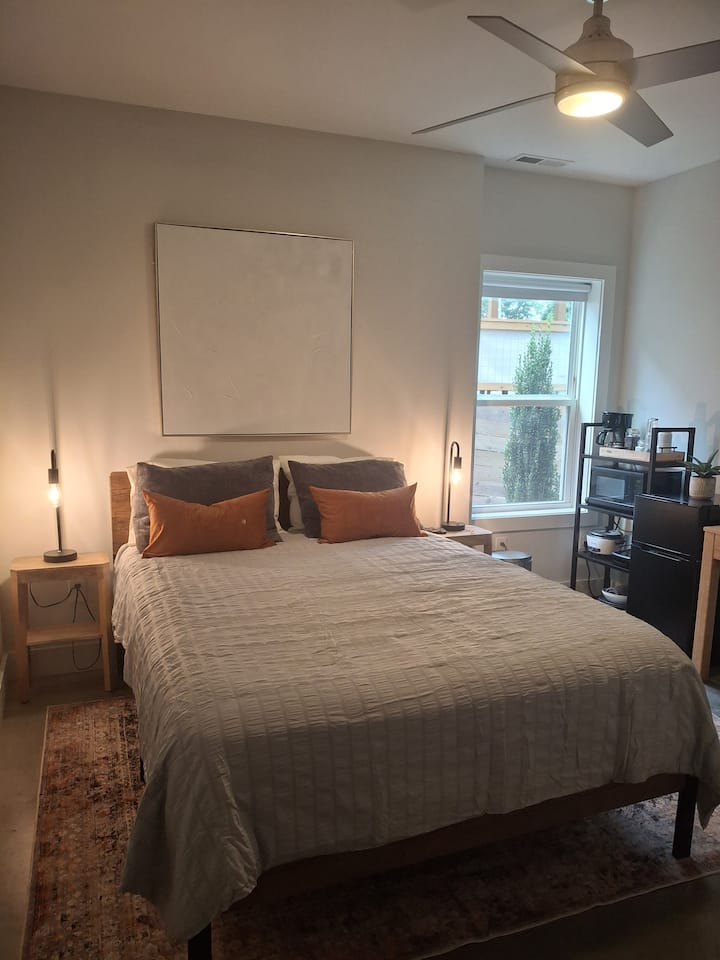 "Sol" Your Place In Amazing West Asheville - Asheville, NC