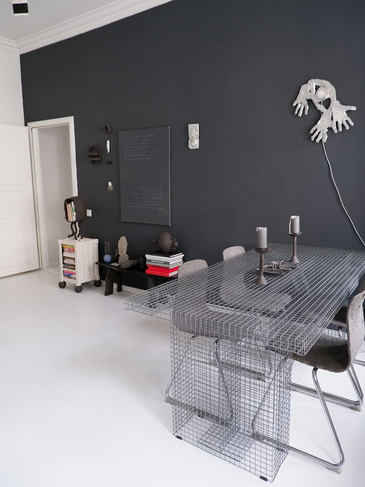 Unique, Bright And Cozy Berlin Apartment - Berlim