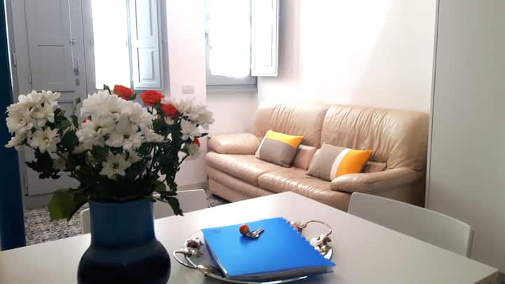 D-home-u Una Piccola Oasi Nel Cuore Della Città - Cagliari