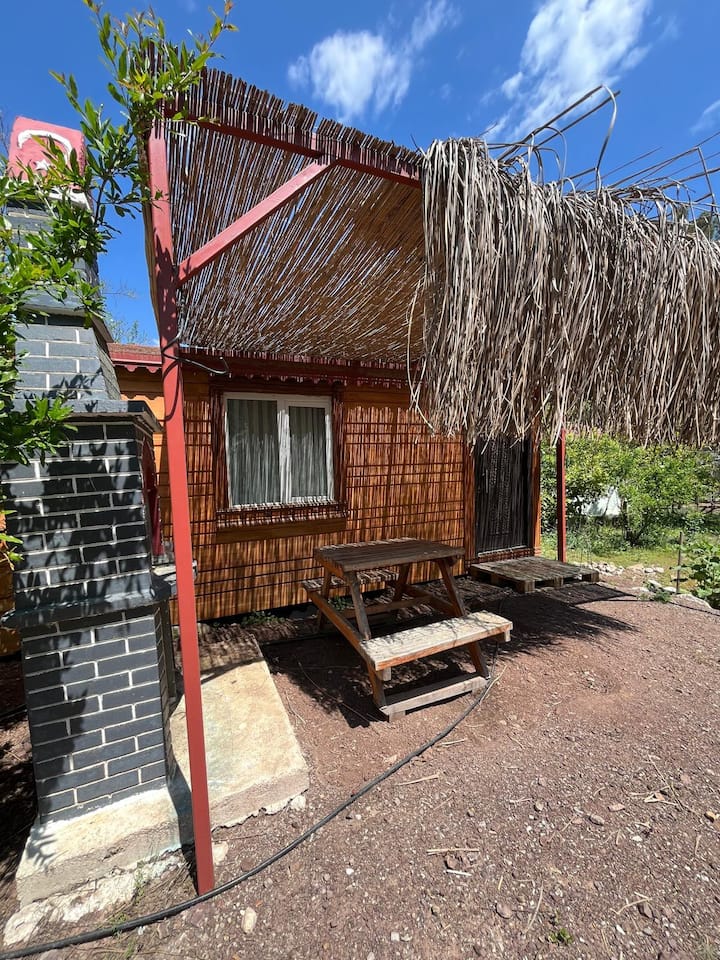 Beyaz Bungalow - Adrasan