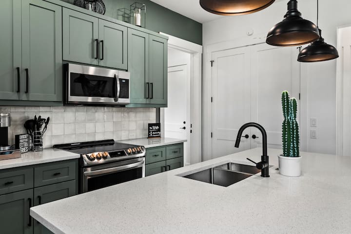 Comfy 5 Star - Near Everything - King Bed - Dallas, TX