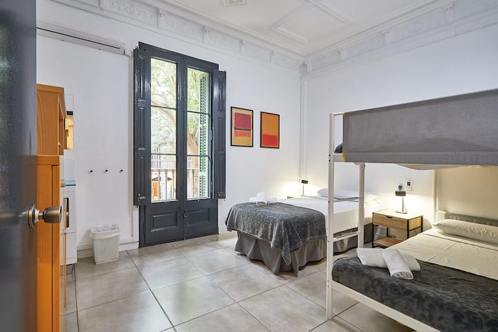 Ella Hostel Habitacion Triple Con Baños Compartido - Barcelone