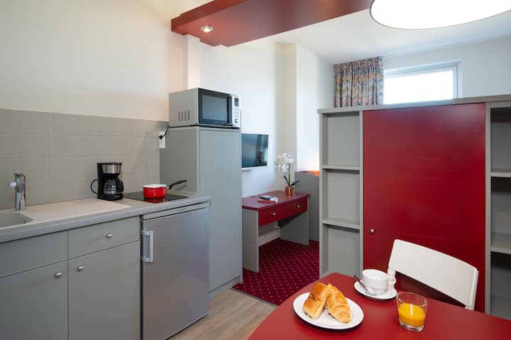 Studio Entièrement éQuipé, Wifi Compris - Archamps