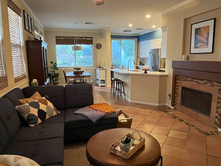 Encinitas, Beach Close, 3 Br, 2.5 Bt - San Diego, CA