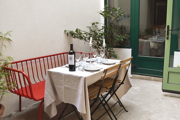 Maison-patio En Plein Cœur De Paris - Paris