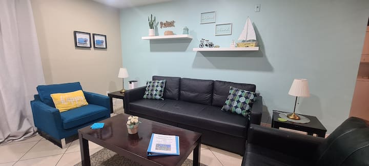 Magnificent Main Floor 1 Bdrm Condo  Near Strip - Las Vegas, NV