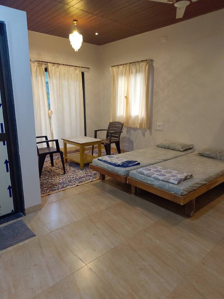 Dr. Birmole Farms: Homestay Amidst Stunning Farm - Malvan