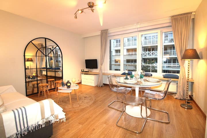 Splendide Appartement Lumineux Au Centre De Knokke - Cadzand