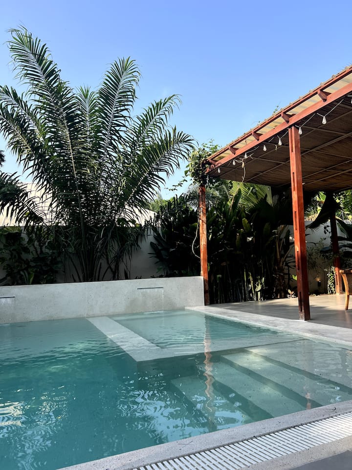 City Escape With Private Pool Near Aburi - Ghana