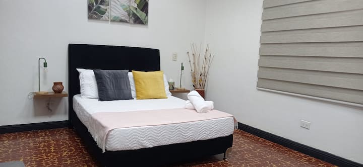 Acogedor Apartamento En San Fernando Con A/c - Cali