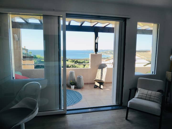 T2 Cosy, St Maxime, Vue Mer, Plage, Piscine, Park. - Sainte-Maxime