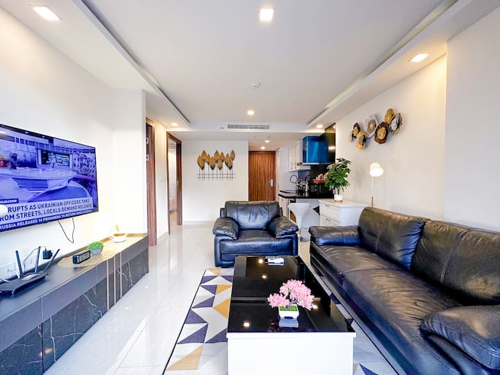 Grand Avenue I Amazing Location I Monthstay Z - Jomtien