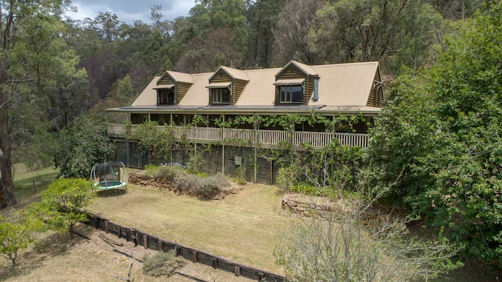 Escape To St Albans @ Highgate - Pet Friendly - Wisemans Ferry