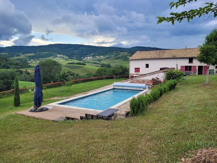 Maison Au Calme, Jardin Piscine Et 6 Couchages - Beaujolais