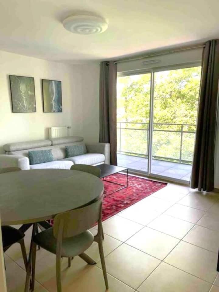 Chaleureux Et Luxueux Appartment Au 3ème éTage - Saint-Genis-Pouilly