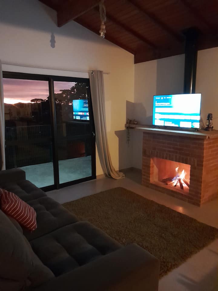 Recanto Dos Pinheiros Linda Vista Para Montanhas - Campos do Jordão