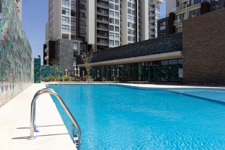 Vive El Centro De Querétaro En Espectacular Depto. - Mexico