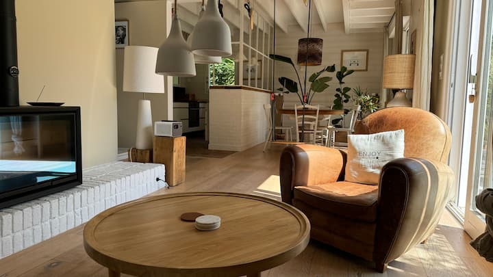 Maison De Vacances En Bois, Lumineuse Et Unique ! - Vertou