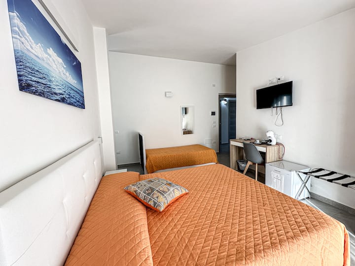Valle Degli Ulivi B&b-tripla Con Balcone Libeccio - Vieste