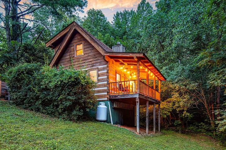 Porch Swing, Jacuzzi Tub, Wi-fi, Dogs Ok, Near Np - Townsend, TN