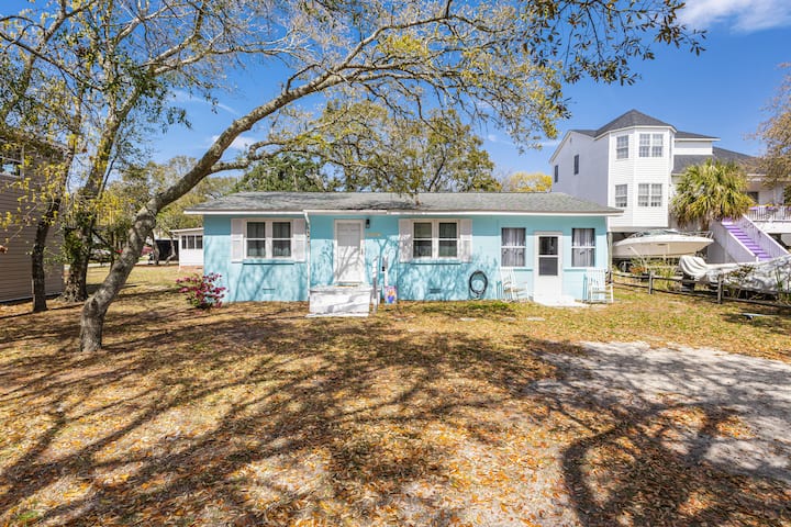 Pina Colada - Mi Casa Su Casa - Oak Island, NC