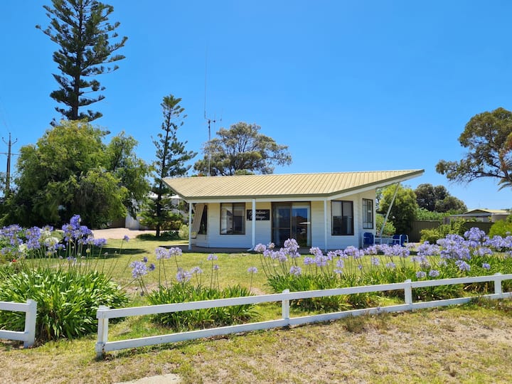 Catalina Cottage - Moonta