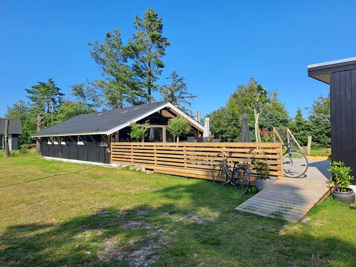 Hyggeligt Sommerhus I Stille Omgivelser - Denmark