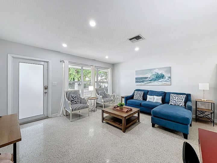 Mins To Beach, Restaurants And Shopping - Pompano Beach, FL