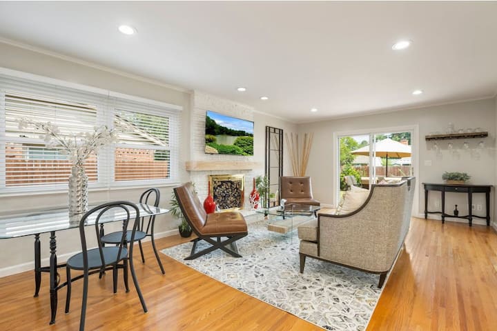 Southern Hills Stunner! 3bd/2bth - 塔爾薩