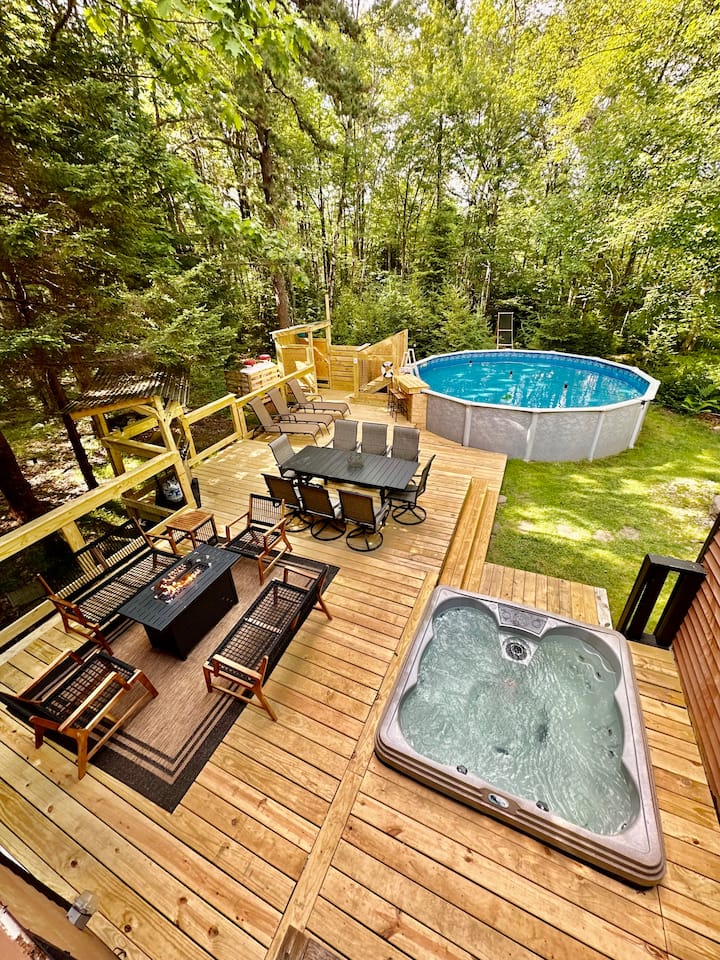 Pocono Mountains Vacation Rentals with a Pool - Pennsylvania, United ...