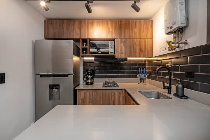 Modern & Cozy Studio Poblado ~A/c~ Excellent Wi-fi - Envigado