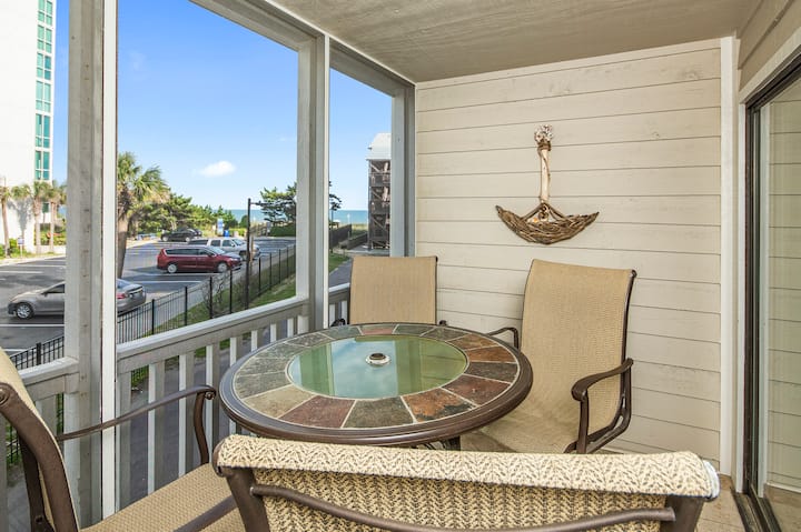 Beautifully Updated Oceanview  3br Condo. - North Myrtle Beach, SC