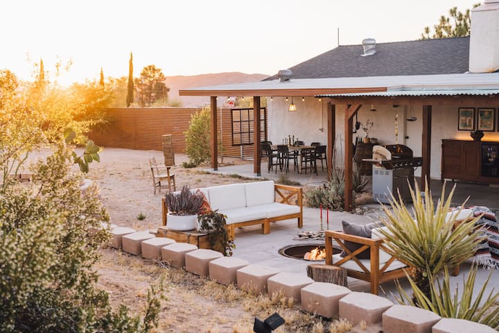 The Lunar Lodge - Joshua Tree National Park - Twentynine Palms, CA