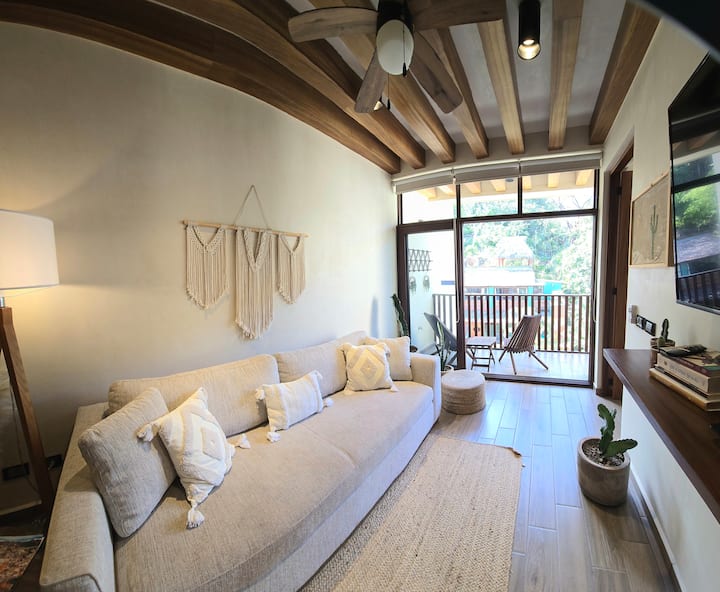 Casa Amaya 2br/2ba Condo; Star Link; Rooftop Pool - Sayulita