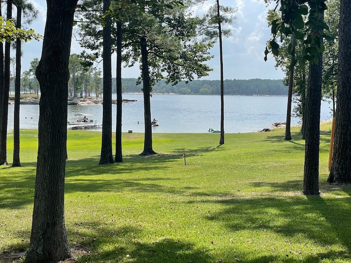 Sandy Cove-waterfront Property On Lake Sam Rayburn - Sam Rayburn, TX