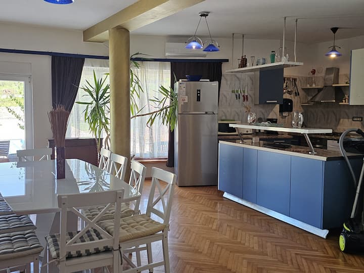 Apartment 1 Ground Floor Sa Izlaskom Na Bazen - Pula