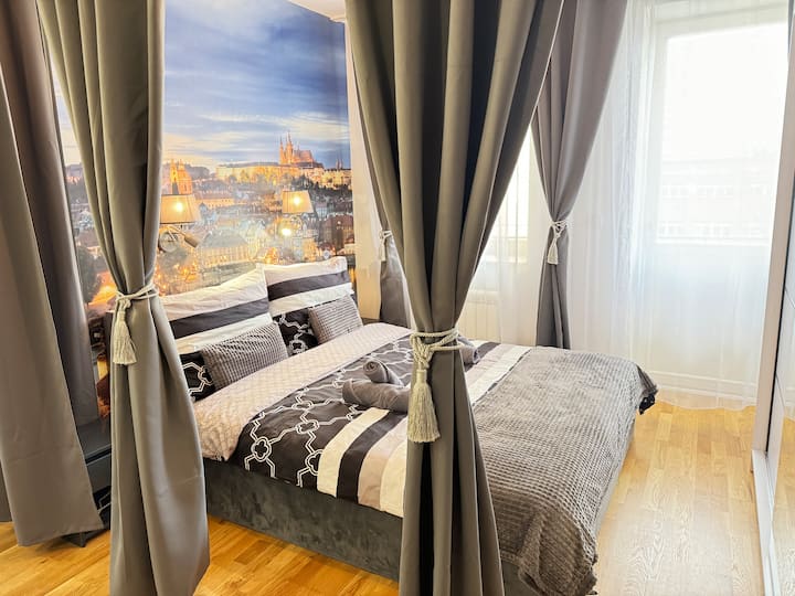 Modern-style Apt. With Balcony Near Charles Square - Prague