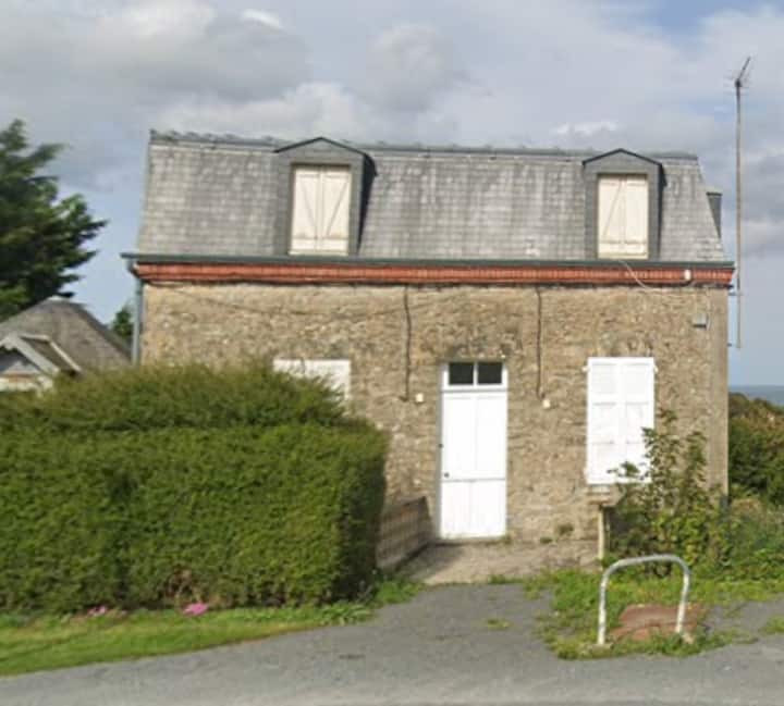 Historic Flat In Former Train Station Omaha Beach - Vierville-sur-Mer
