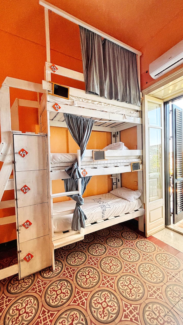 Hostel Taormina - Taormina