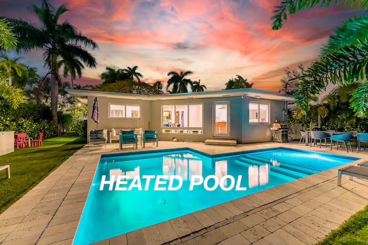 Tropical Villa With Pool Private Island - Miami Beach, FL