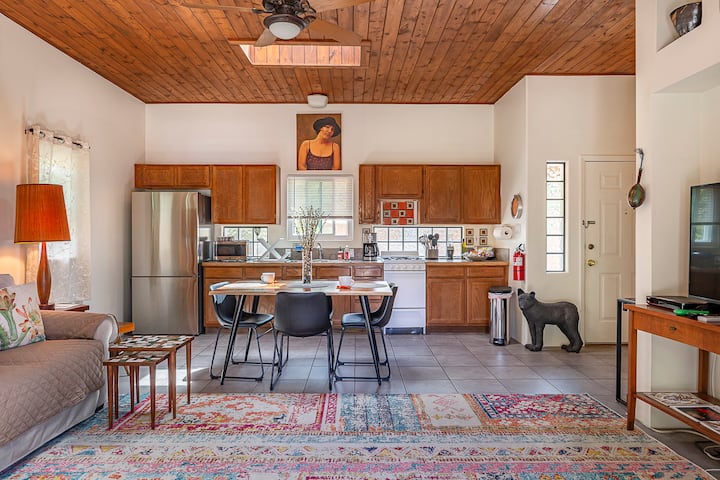 Frankie's Place - Santa Fe, NM