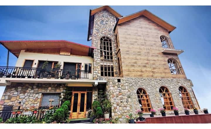 Hotel Alpine Musk-superior Room With Terrace - Kanatal