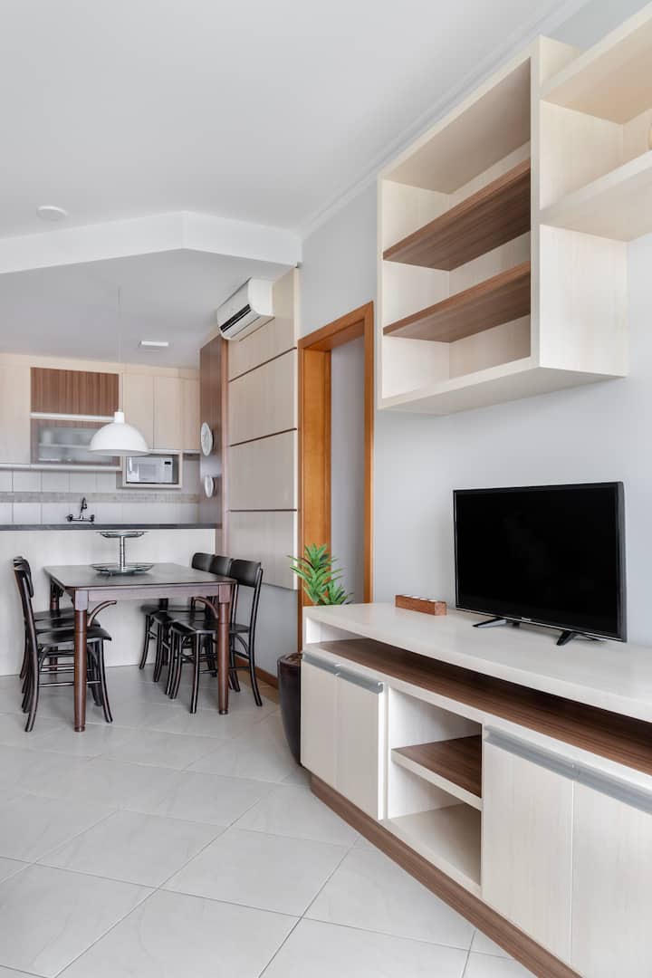 Confortável Apto Nos Ingleses + Wi-fi (250 Mbps) - フロリアノポリス