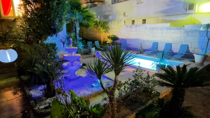 Beach Villa With Sea View, Pool And Tropic Garden - Split